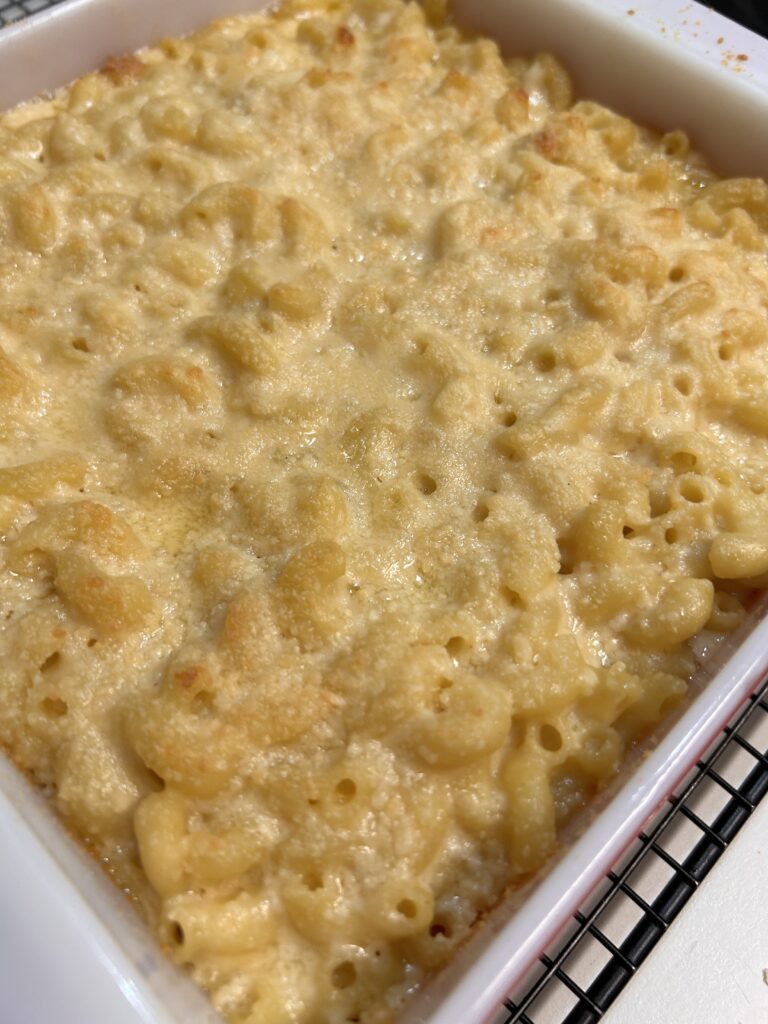 Creamy Dreamy Super Cheesy Mac & Cheese